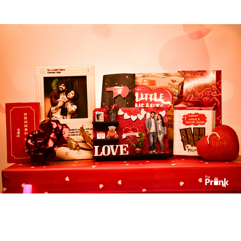 25 Butterfly Magic Hamper | Price Starts at Rs 6500 | Custom Couple ...